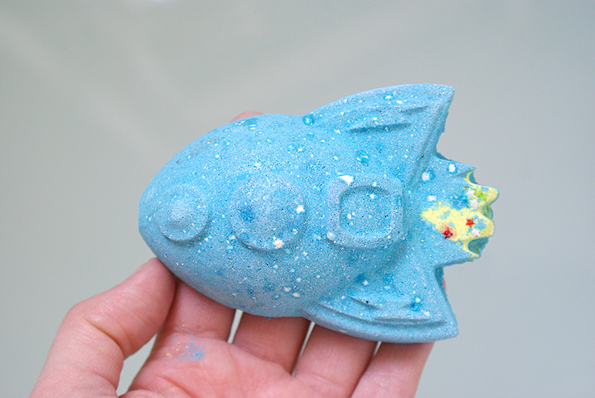 Review: Lush Rocket Science Bath Bomb - Oh My Lush.com