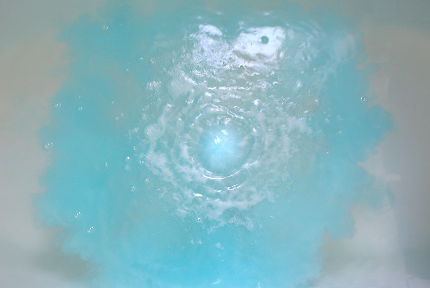 Review: Lush Splash Bath Bomb - Oh My Lush.com