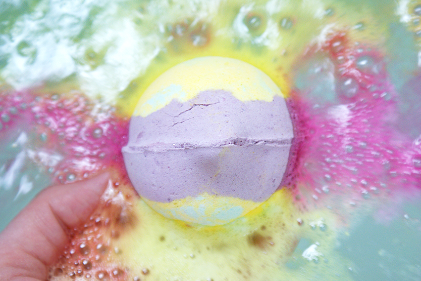 Review: Lush Figaro Figaro Bath Bomb - Oh My Lush.com