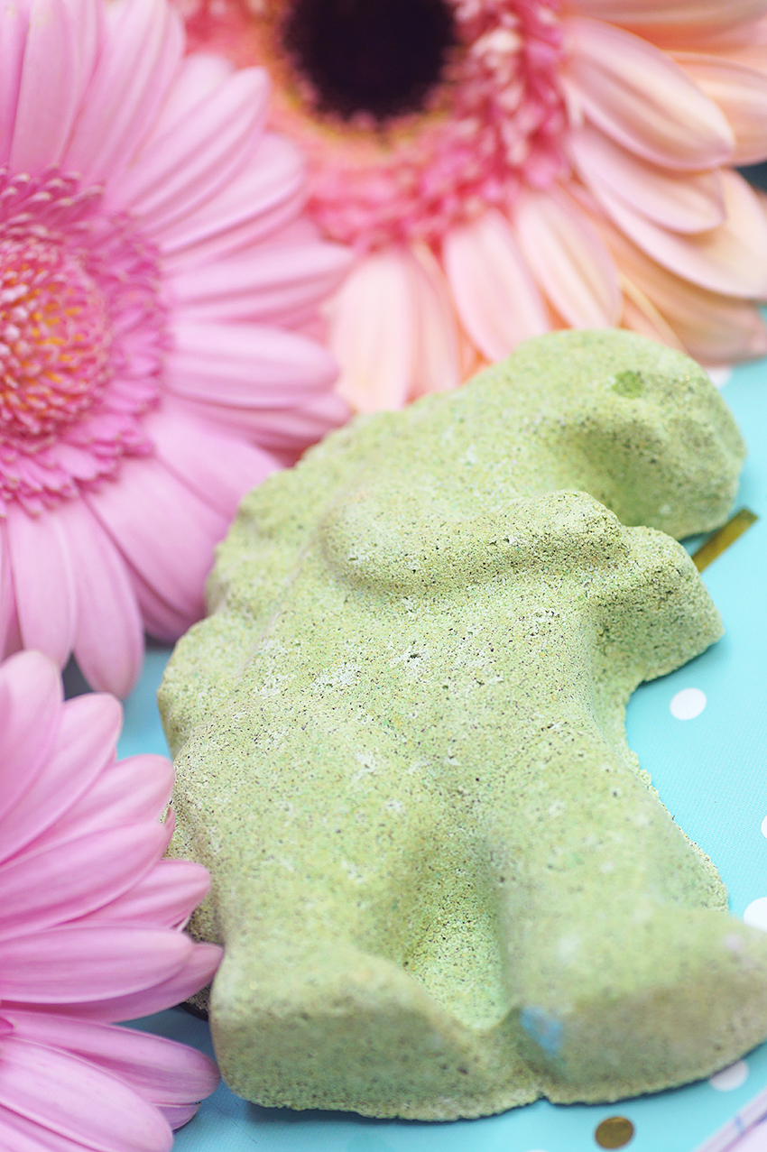 Review: Lush Roar Bath Bomb - Oh My Lush.com