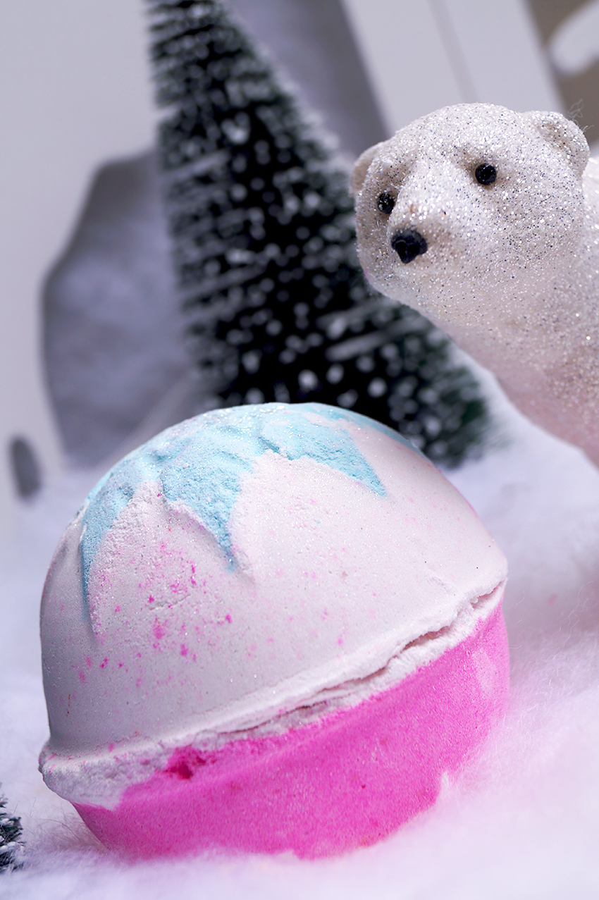 Review: Lush Snow Fairy Bath Bomb - Oh My Lush.com